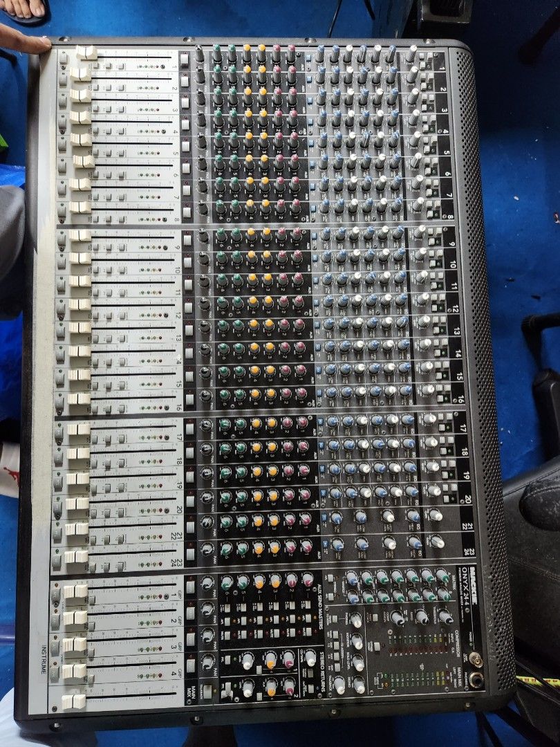 Mackie Onyx 24.4 Premium Analogue mixer, Audio, Soundbars, Speakers ...