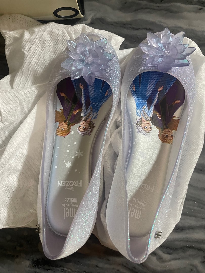 Melissa Disney Frozen, Women's Fashion, Footwear, Flats on Carousell