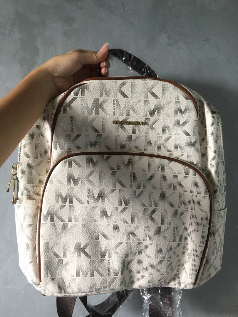 michael kors backpack, Women's Fashion, Bags & Wallets, Backpacks on ...