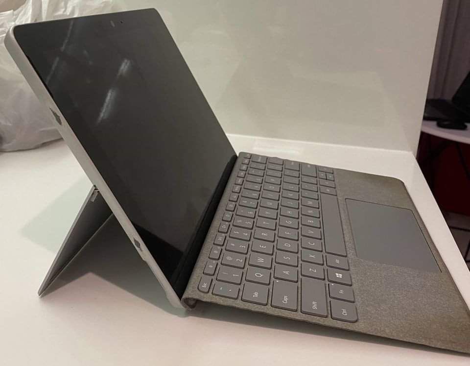 Microsoft Surface Go (1st Generation, 8GB RAM, 128GB), Computers & Tech ...