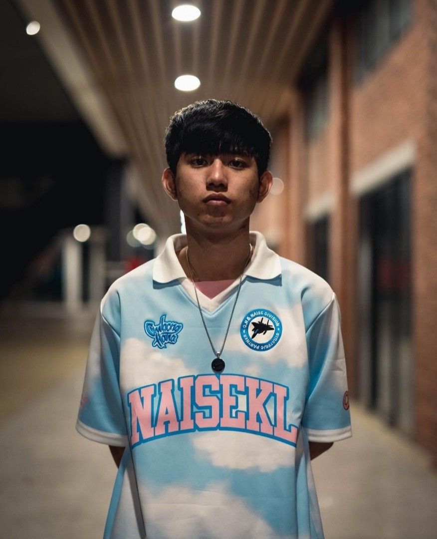 Naise KL x Ohworld.x LBTW and Bad Purple NaiseKL Ombong, Men's Fashion ...