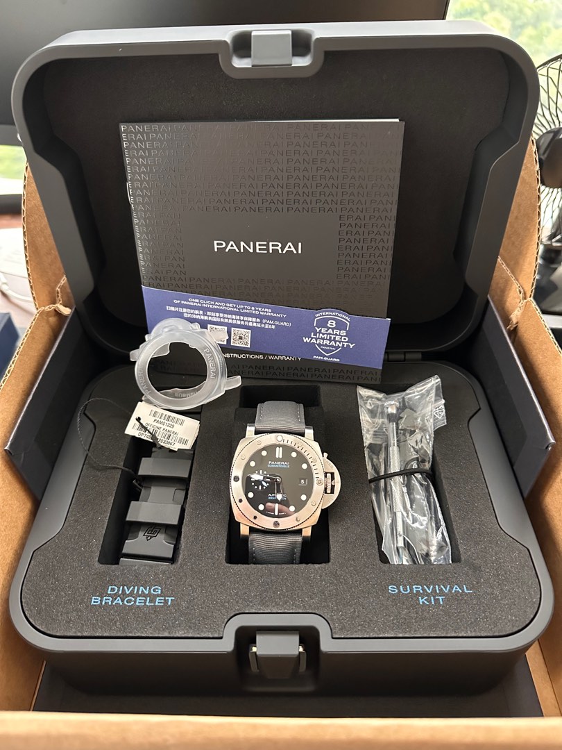 New Panerai Submersible 44mm PAM01229 PAM1229, Luxury, Watches on Carousell