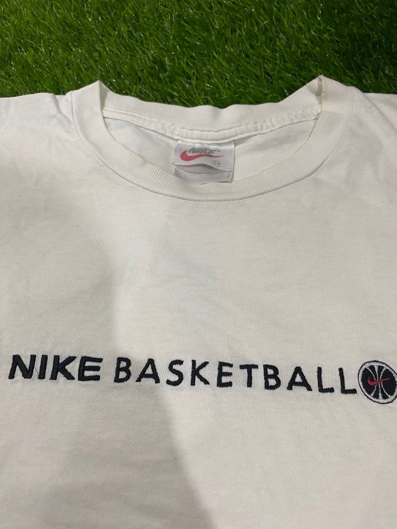 Nike Vintage Basketball 90s White Tag, Men's Fashion, Tops & Sets ...
