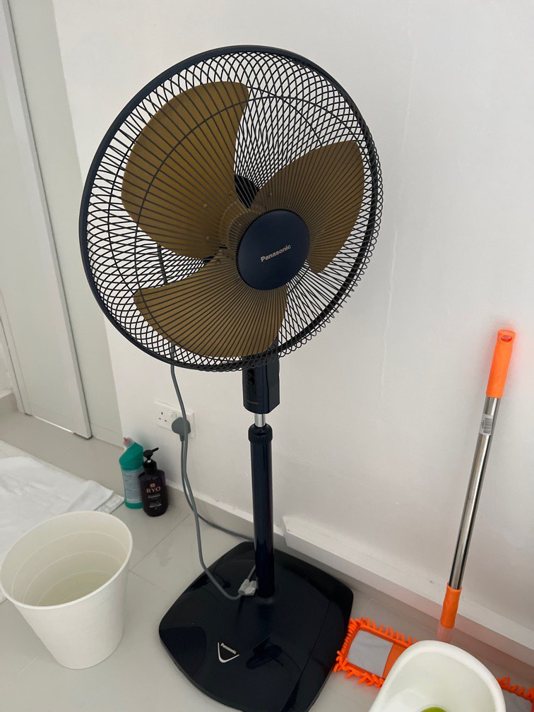 Panasonic F-407YS Fan - Gold, TV & Home Appliances, Air Conditioners ...