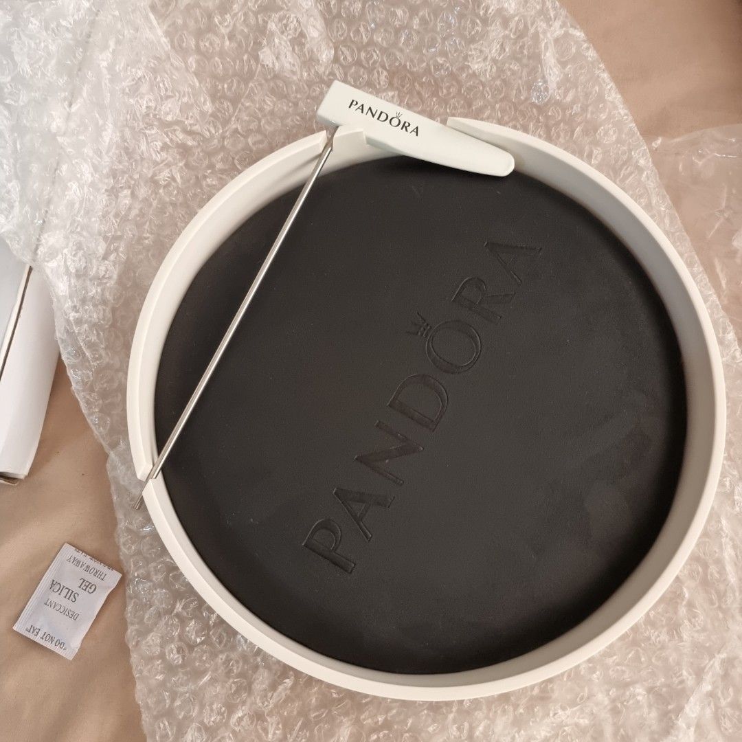 Pandora Presentation Tray, Luxury, Accessories on Carousell