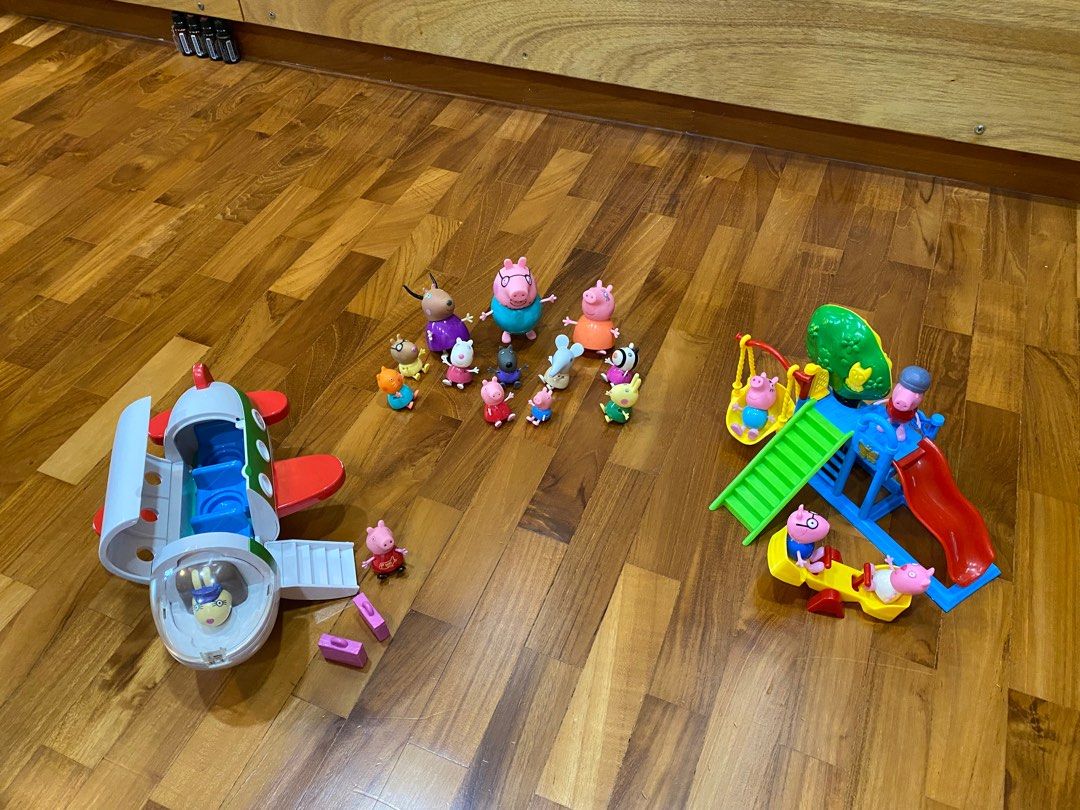 PEPPA PIG Playground Set, Hobbies & Toys, Toys & Games on Carousell