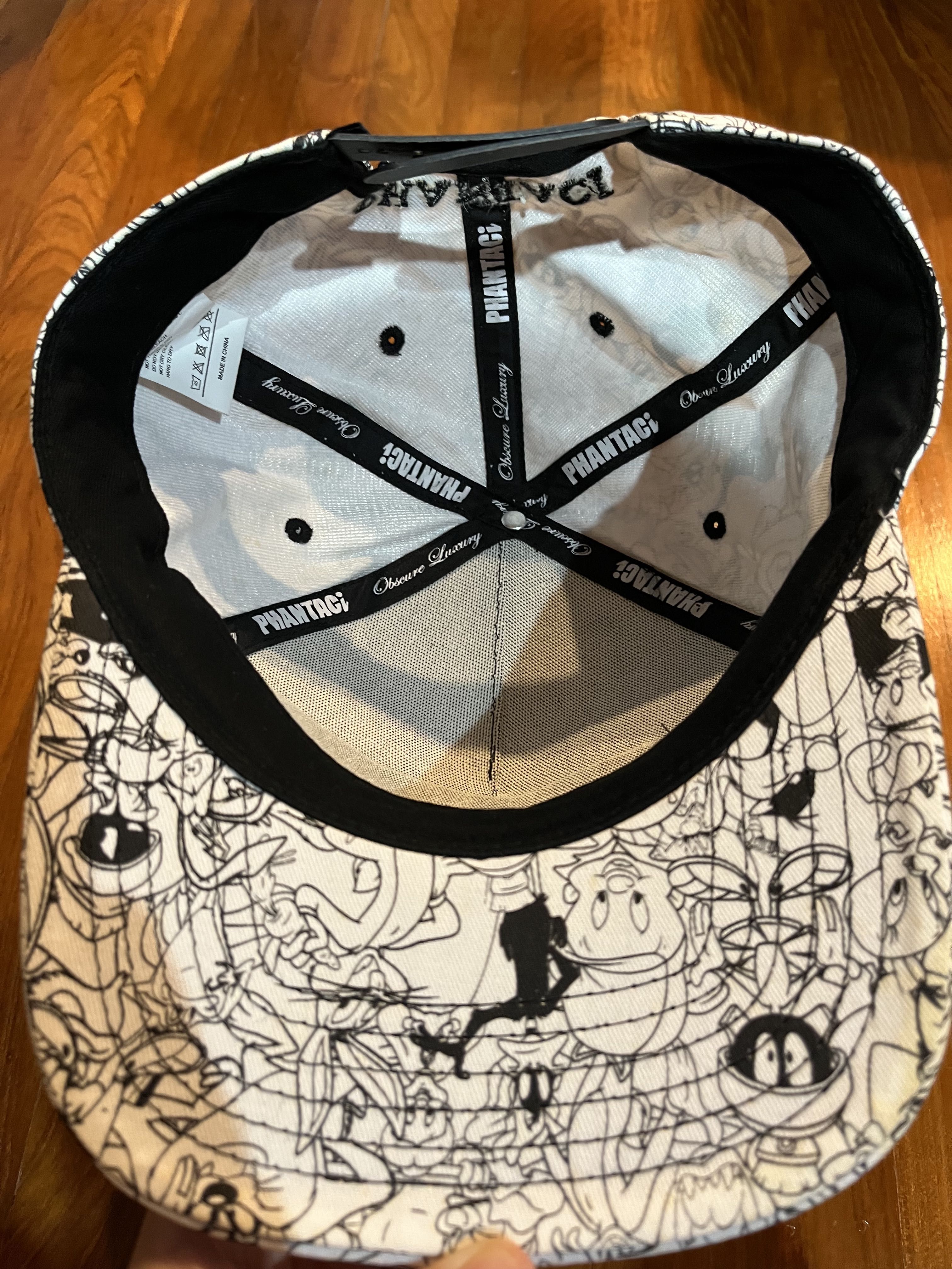 Phantaci Jay Chou x Looney Tunes SnapBack Cap, Men's Fashion, Watches ...