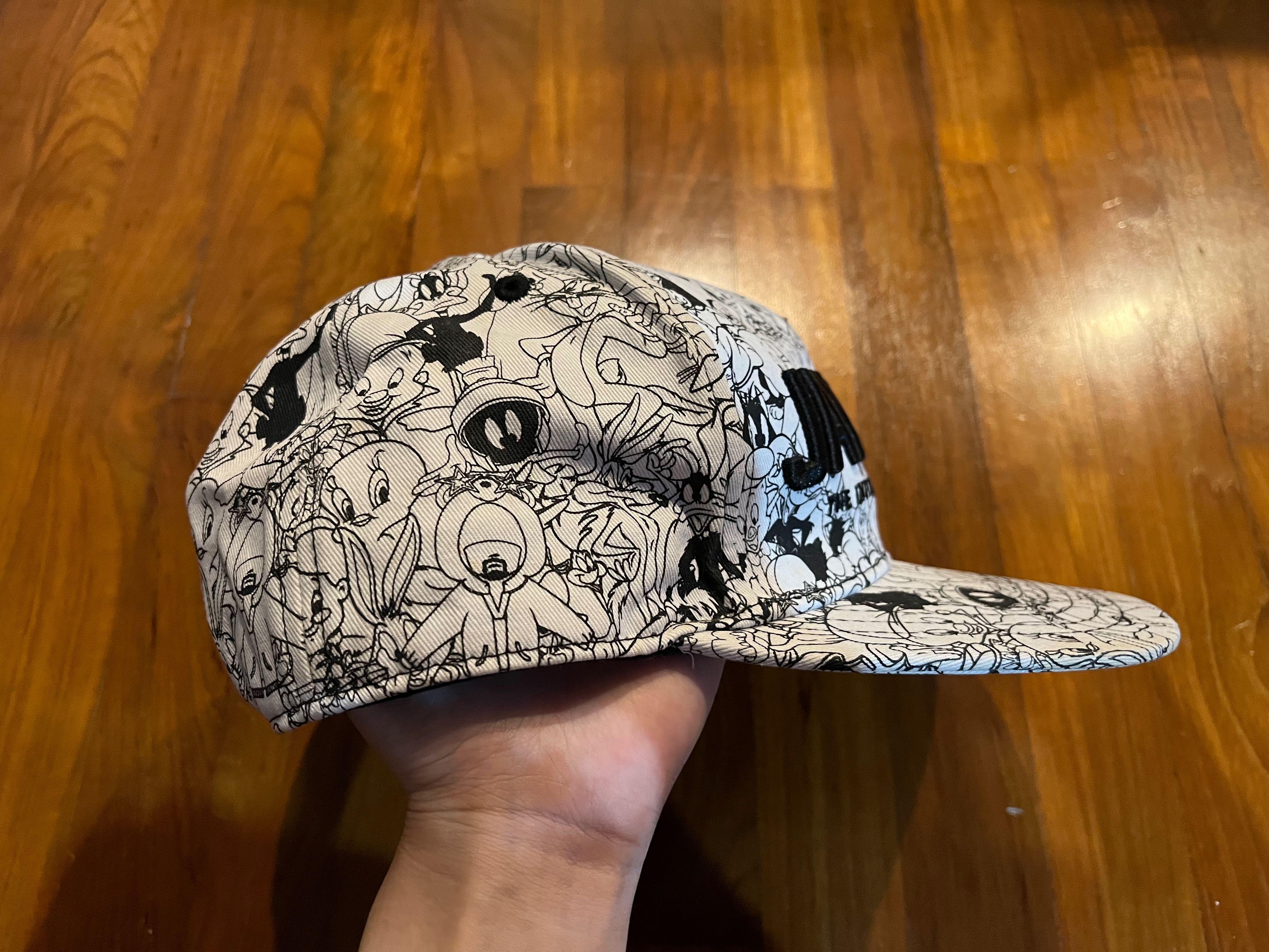 Phantaci Jay Chou x Looney Tunes SnapBack Cap, Men's Fashion, Watches ...