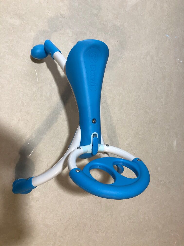 Pre-loved Pewi walker, Babies & Kids, Infant Playtime on Carousell