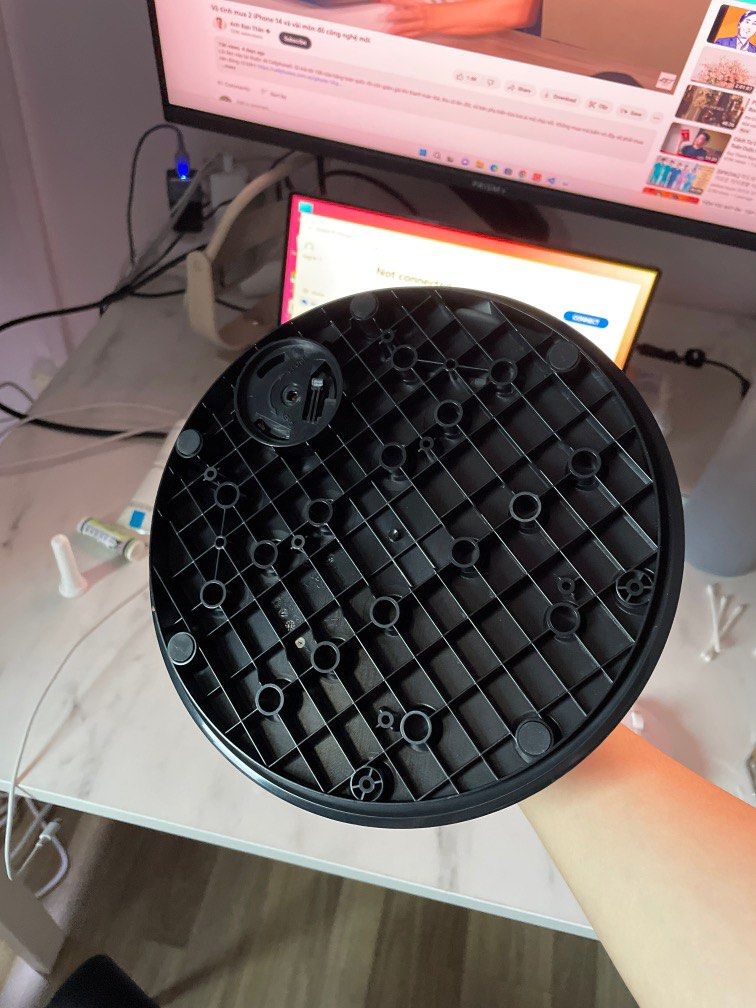 prism monitor stand for 24inch monitor, Computers & Tech, Parts ...