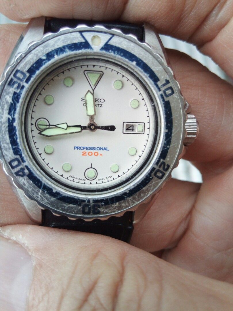 Seiko Small Divers Quartz Watch, Men's Fashion, Watches & Accessories ...