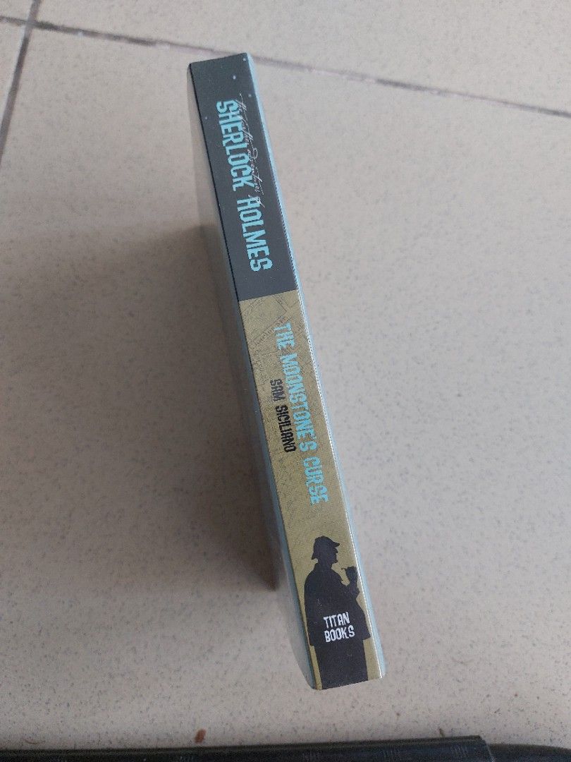 Sherlock Holmes: The Moonstone's Curse, Hobbies & Toys, Books ...
