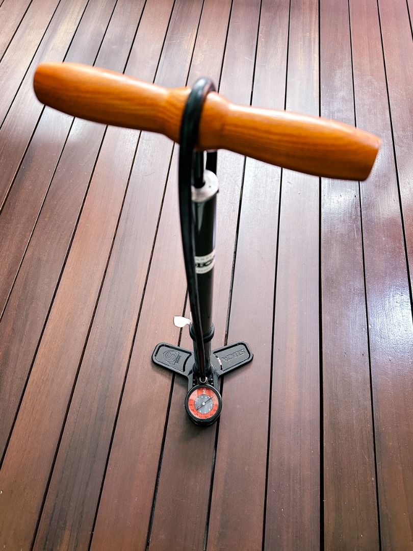 Silca Pista Plus Floor Track Pump + Hiro Chuck Head (Presta), Sports ...