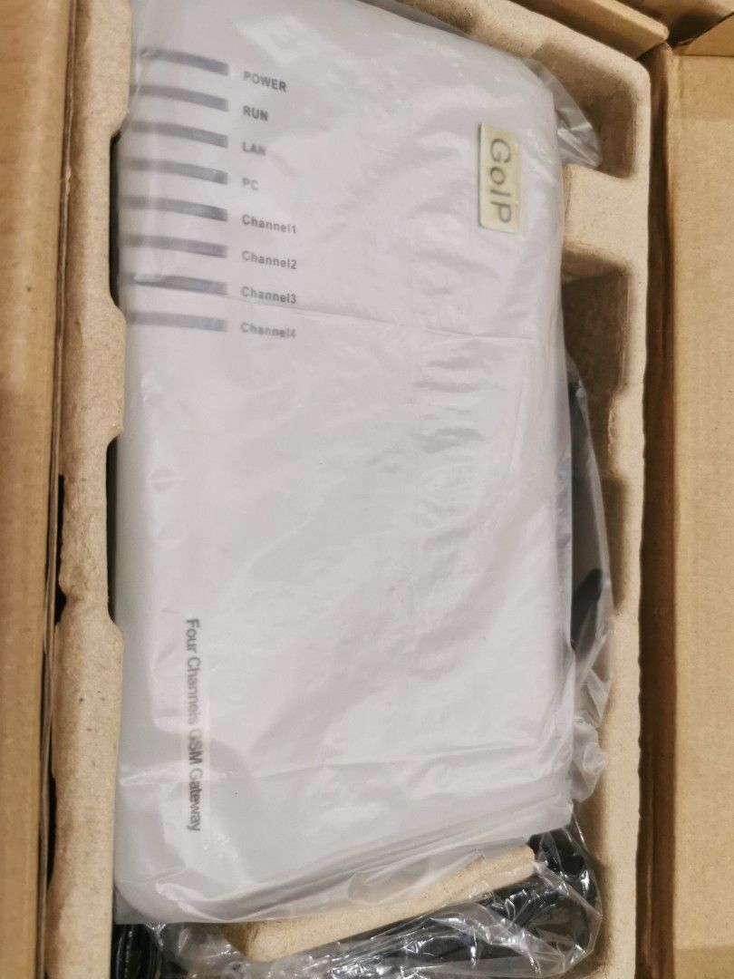 Sim bank smb32 and gsm modules rs4, Computers & Tech, Office & Business Technology on Carousell