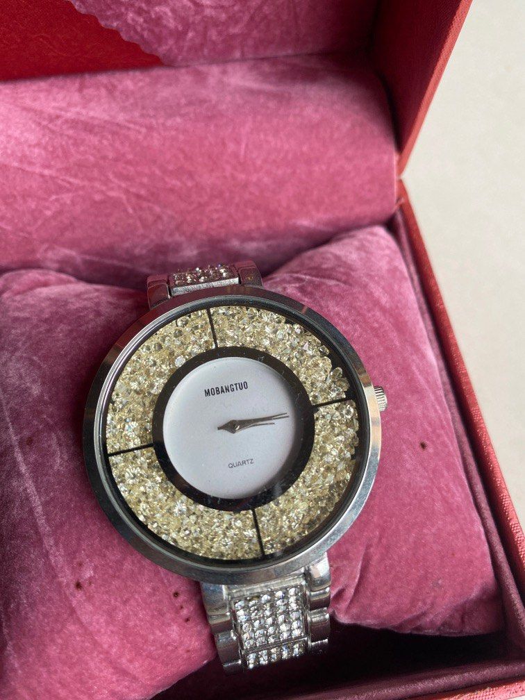 Sliver dancing diamond strap watch, Women's Fashion, Watches ...