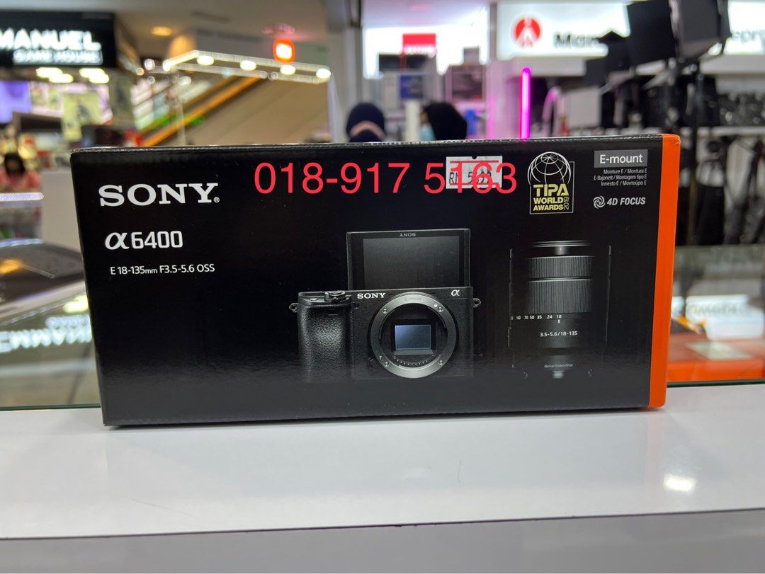 SONY a6400 18-135mm + 64GB sd, Photography, Cameras on Carousell