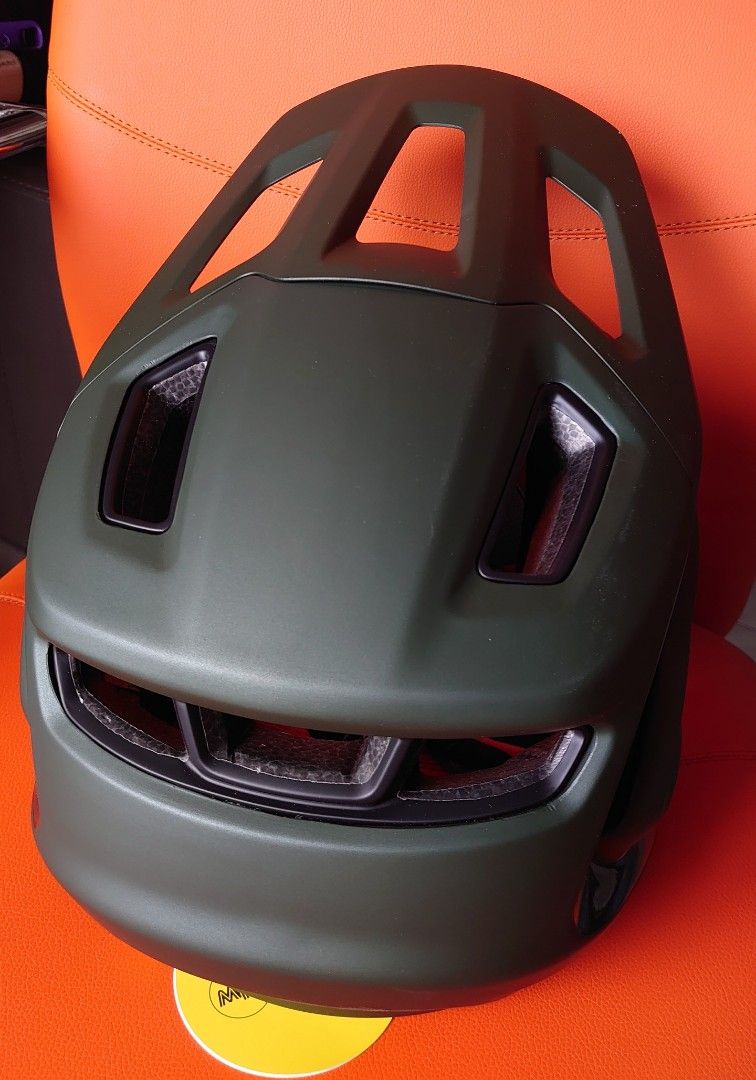 Specialized Gambit Fullface MIPS Helmet, 運動產品, 單車及配件, 單車 - Carousell