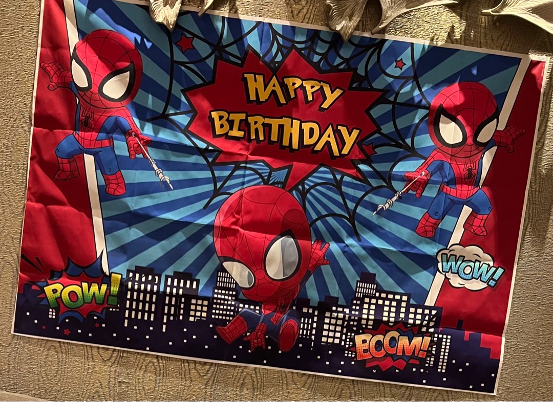 Spiderman banner and 4 spiderman cake toppers, Hobbies & Toys ...