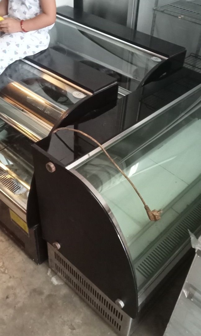 Tabletop Cake chiller display, TV & Home Appliances, Other Home ...