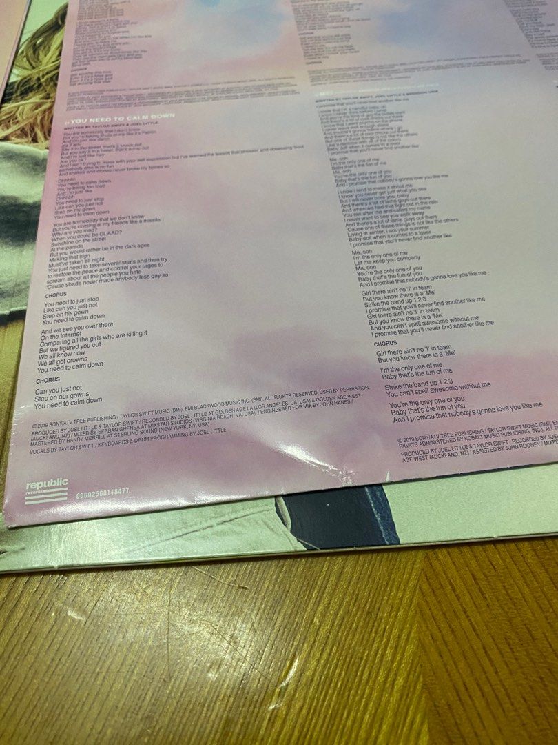Taylor Swift Lover vinyl LP, Hobbies & Toys, Music & Media, Vinyls on ...