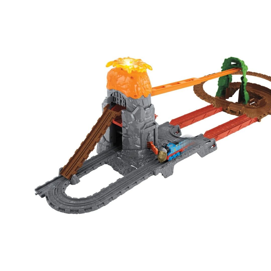 Thomas the train take-n-play Daring Dragon drop playset, Hobbies & Toys ...