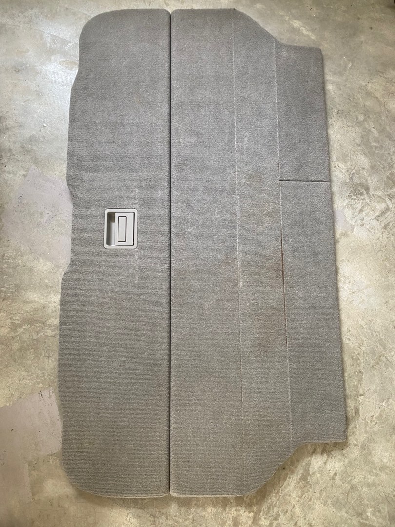 Toyota Estima Acr50 boot cover, Car Accessories, Accessories on Carousell