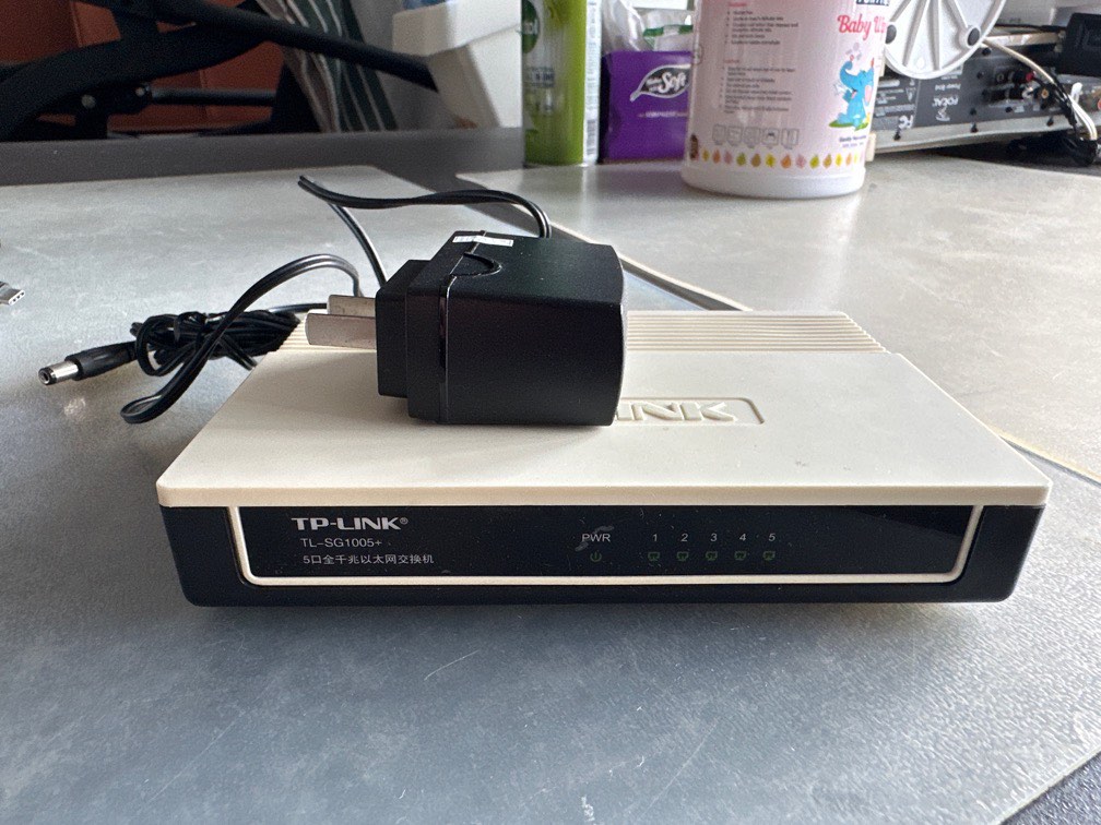 TP-Link TL-SG1005 5-Port Switch (China set), Computers & Tech, Parts ...