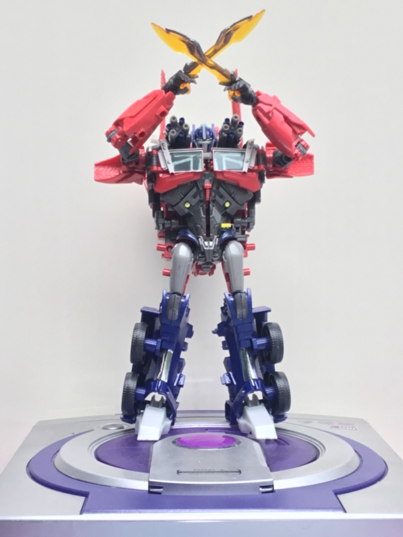 Transformers Prime Animated Series Weaponizer Optimus Prime, Hobbies ...
