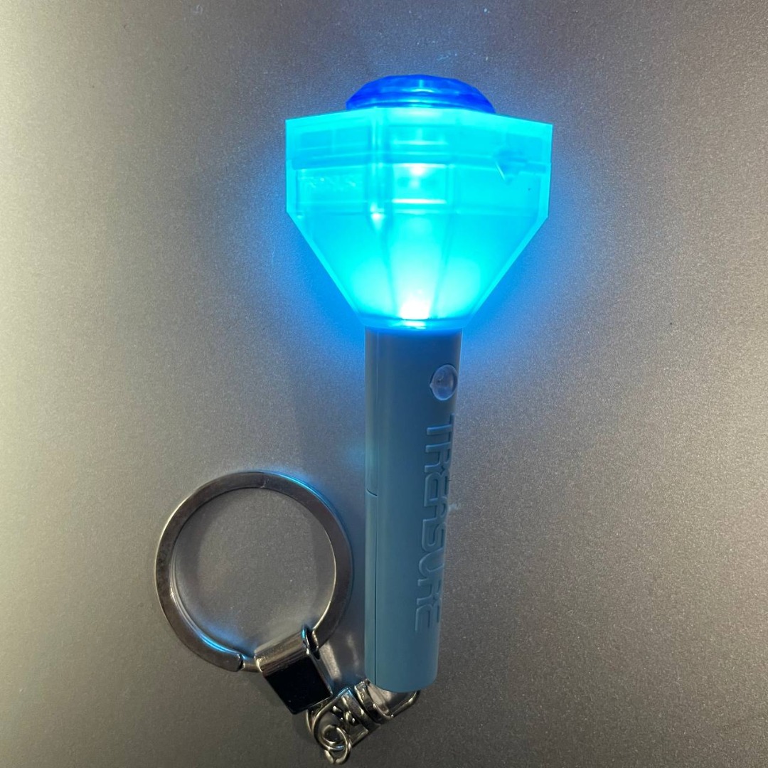 TREASURE LIGHT STICK KEYRING, Hobbies & Toys, Memorabilia ...