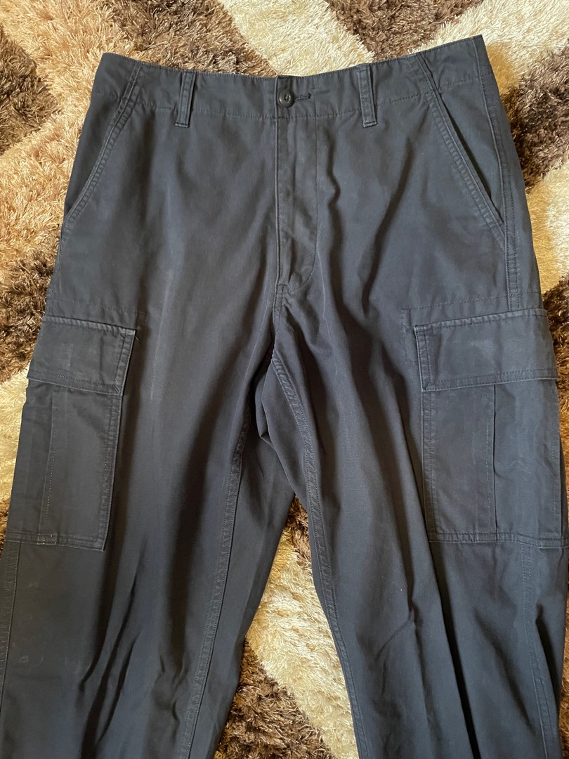 Uniqlo Cargo Pants, Men's Fashion, Bottoms, Trousers on Carousell
