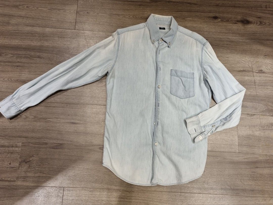 Uniqlo denim shirt, Men's Fashion, Tops & Sets, Formal Shirts on Carousell