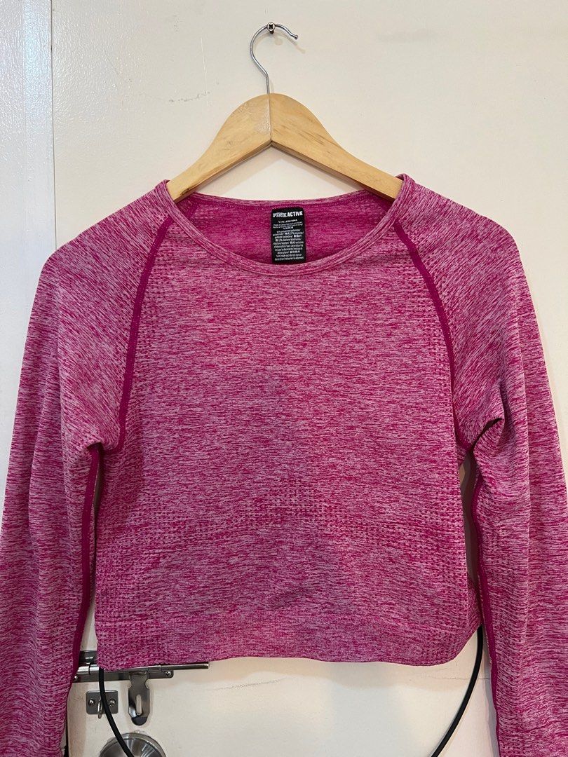 Victoria secret sportswear top, Women's Fashion, Activewear on Carousell
