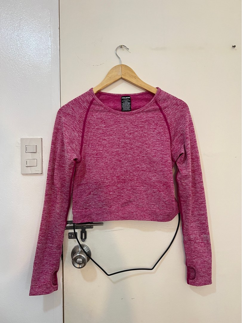 Victoria secret sportswear top, Women's Fashion, Activewear on Carousell