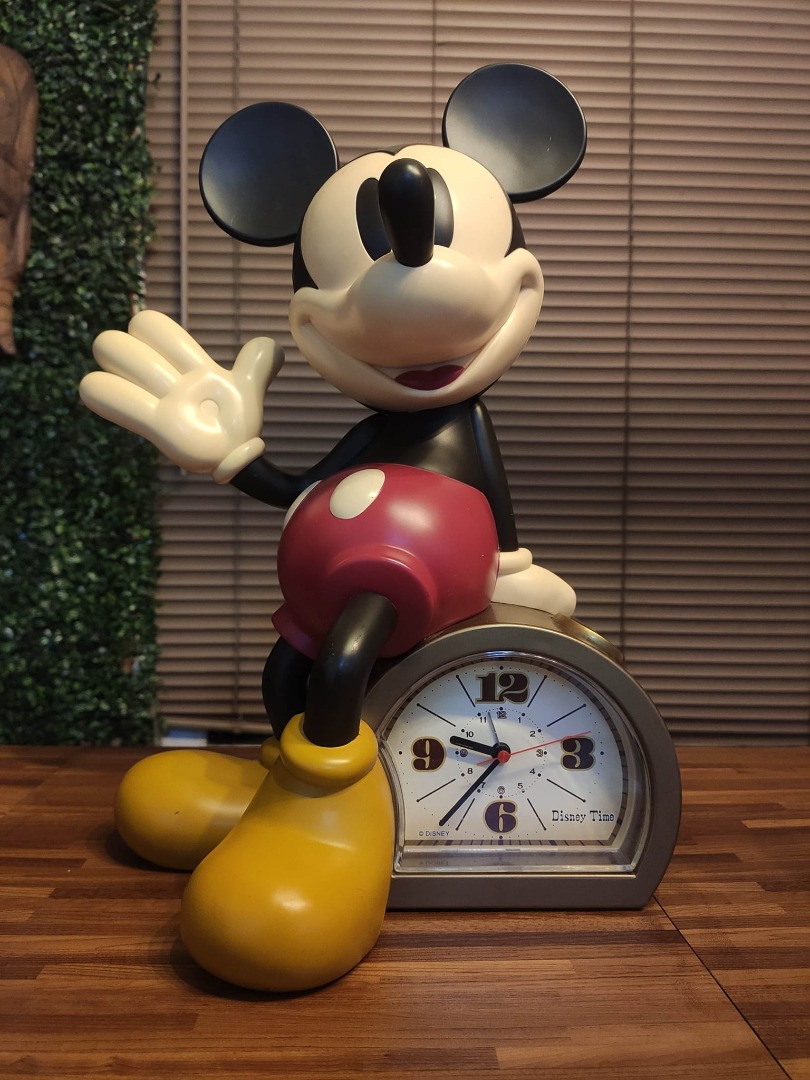 Vintage Mickey Clock, Hobbies & Toys, Toys & Games on Carousell