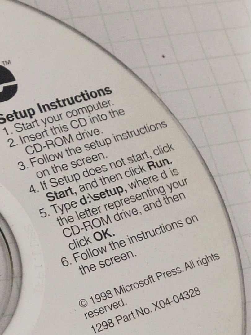 vintage "Windows 98" disc for CD Rom./ Original from 1998/Cool display ...