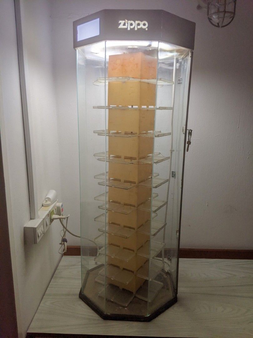 Vintage Zippo Display Stand, Hobbies & Toys, Memorabilia & Collectibles ...