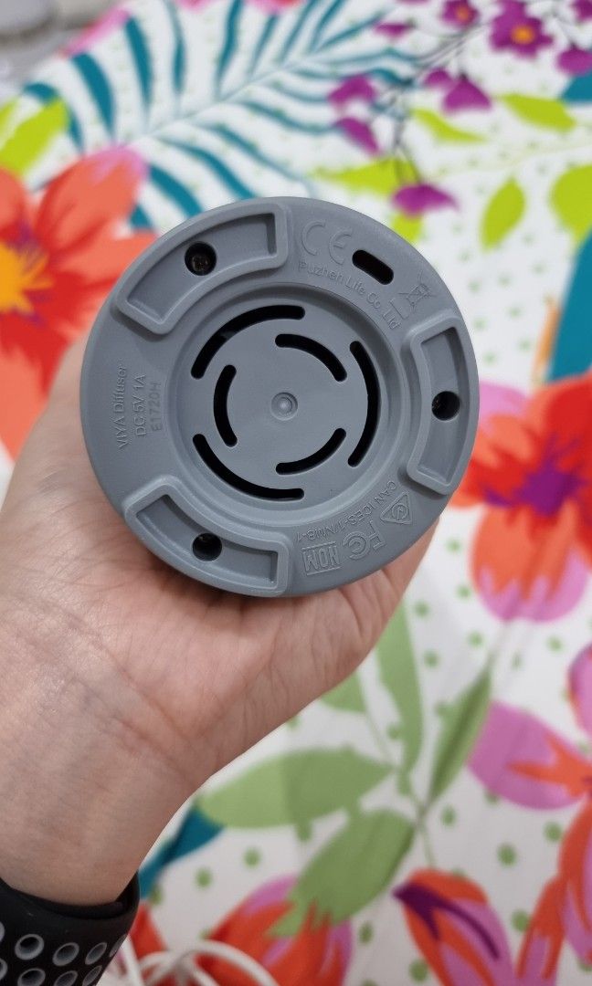 Viya Young Living Car Diffuser, Health & Nutrition, Health Supplements ...