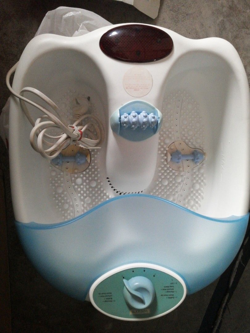 Watsons Bubble foot spa and massage, Health & Nutrition, Massage ...