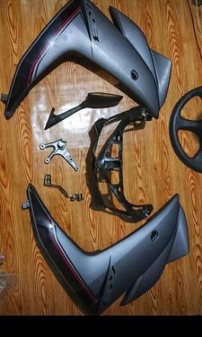 Yamaha r3 v1 side cover, Motorbikes, Motorbike Parts & Accessories ...