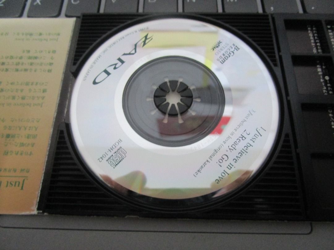 ZARD - Just Believe in Love / Ready Go ! 日版 8CM CD 細碟, 興趣及遊戲, 音樂樂器 & 配件 ...