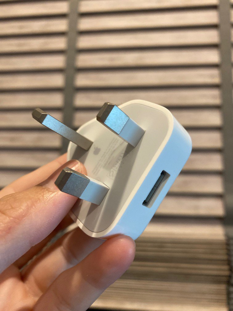 3pin plug adapter for usb (original from Apple), Computers & Tech, Parts & Accessories, Cables ...