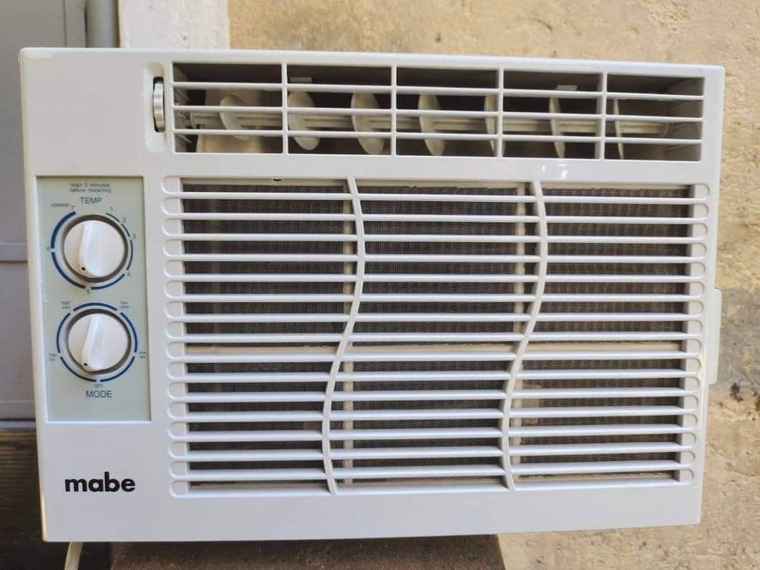 .6 AIRCON MABE AND HAIER .75 HANABISHI, TV & Home Appliances, Air ...