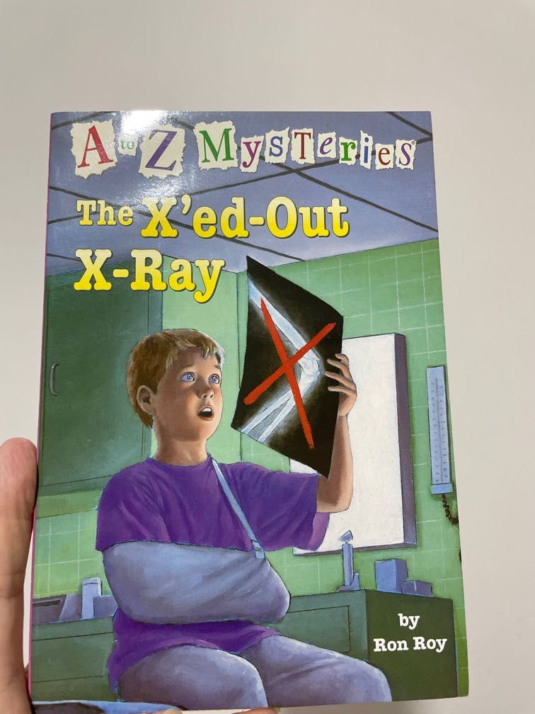 英文故事書 a-z mysteries x-ray, 興趣及遊戲, 書本 & 文具, 小朋友書 - Carousell