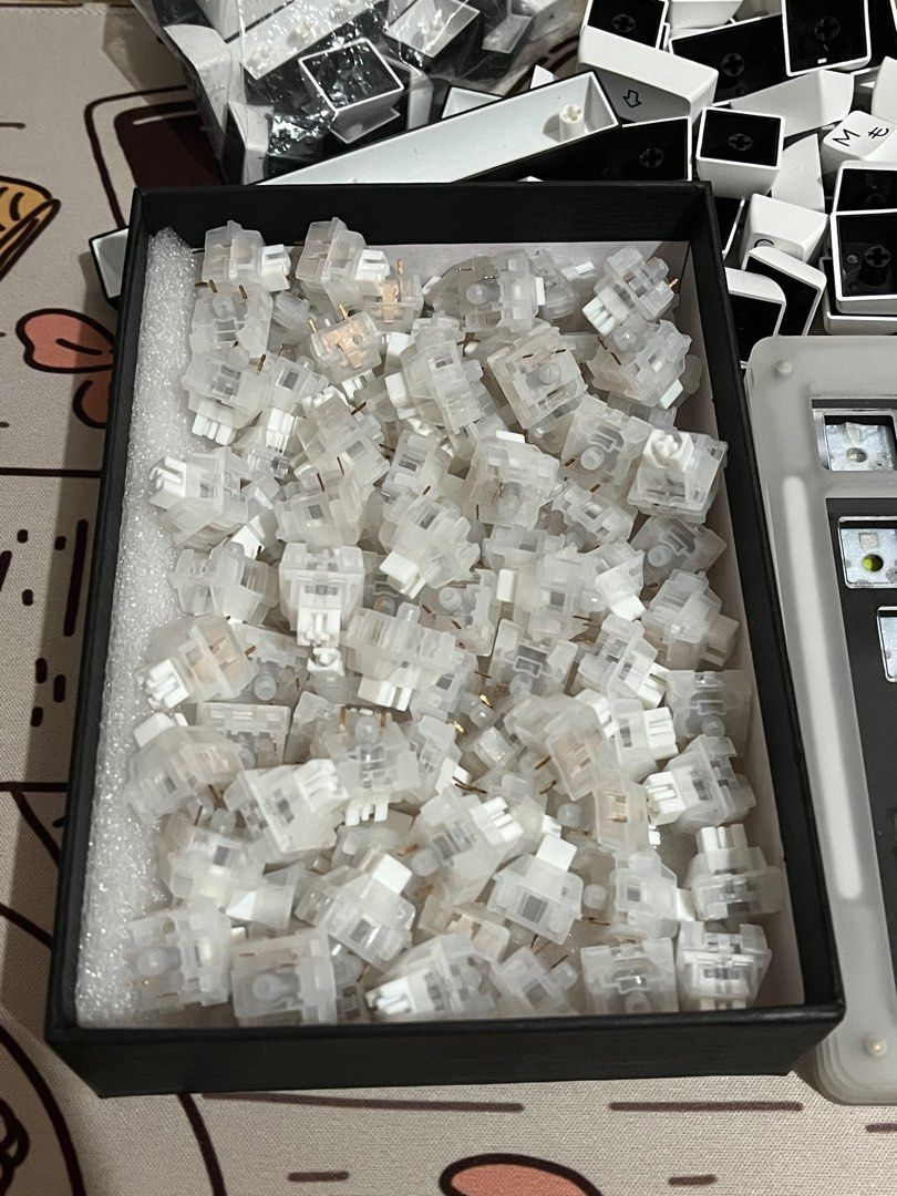 AKKO ACR81 / AKKO JELLY WHITE SWITCHES / HONEY BEE MILK XDA KEYCAPS ...