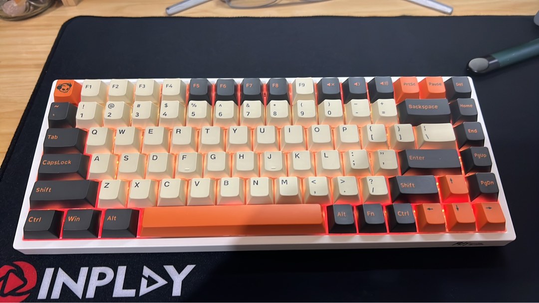 Akko Carbon Retro - Cherry Profile, Computers & Tech, Parts ...