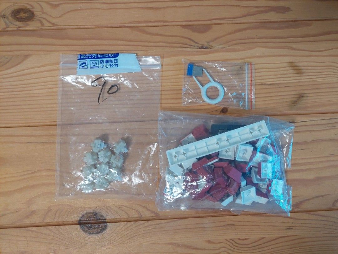 AKKO PC75B Plus Hotswap Mechanical Keyboard ( KTT switches, Famicom ...