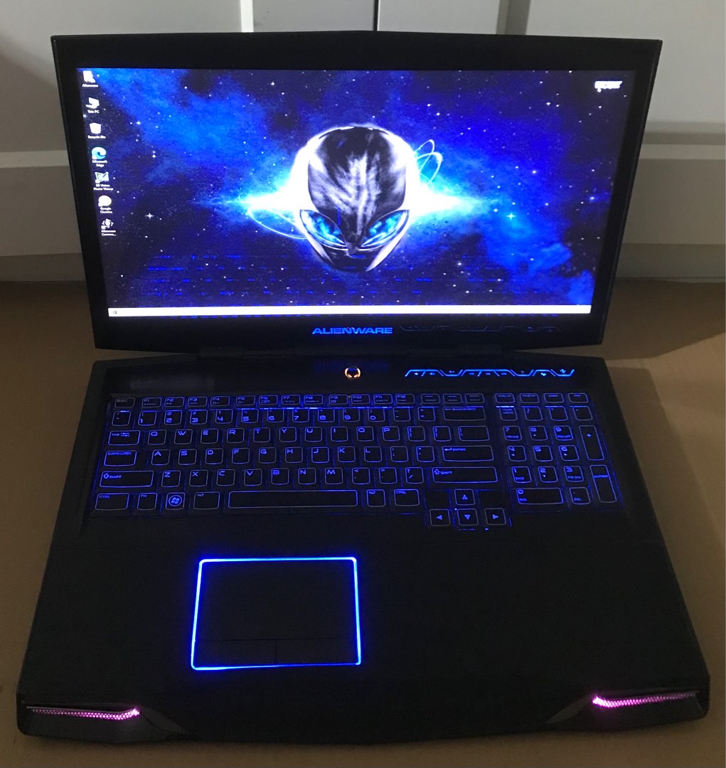 ALIENWARE M17 R3 17.3" inches Gaming Laptop, Computers & Tech, Laptops ...
