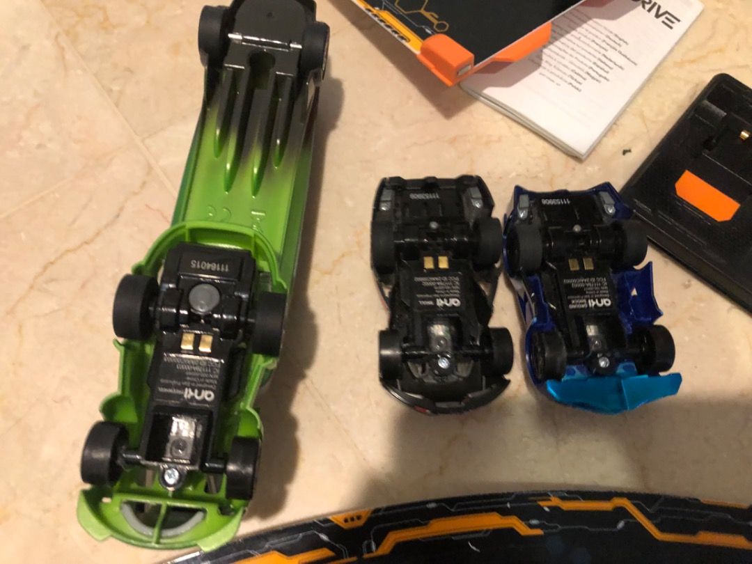 Anki Overdrive with 3 Cars and many track, Hobbies & Toys, Toys & Games ...