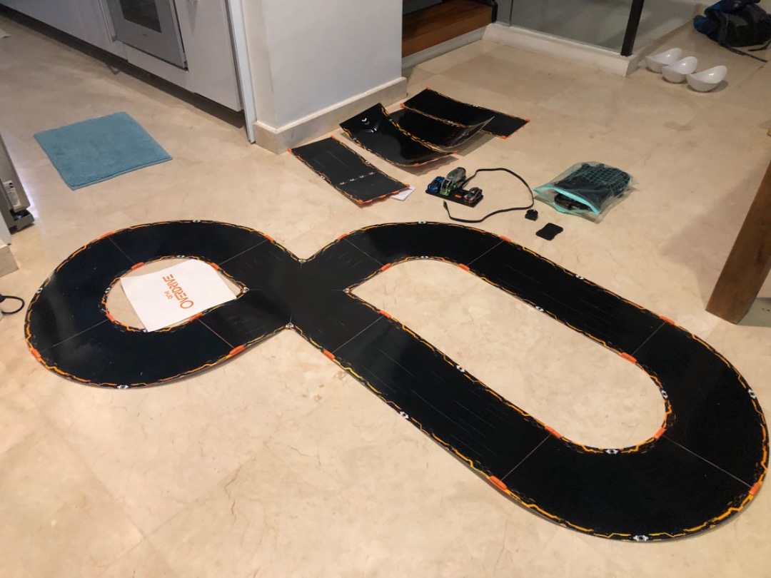 Anki Overdrive with 3 Cars and many track, Hobbies & Toys, Toys & Games ...