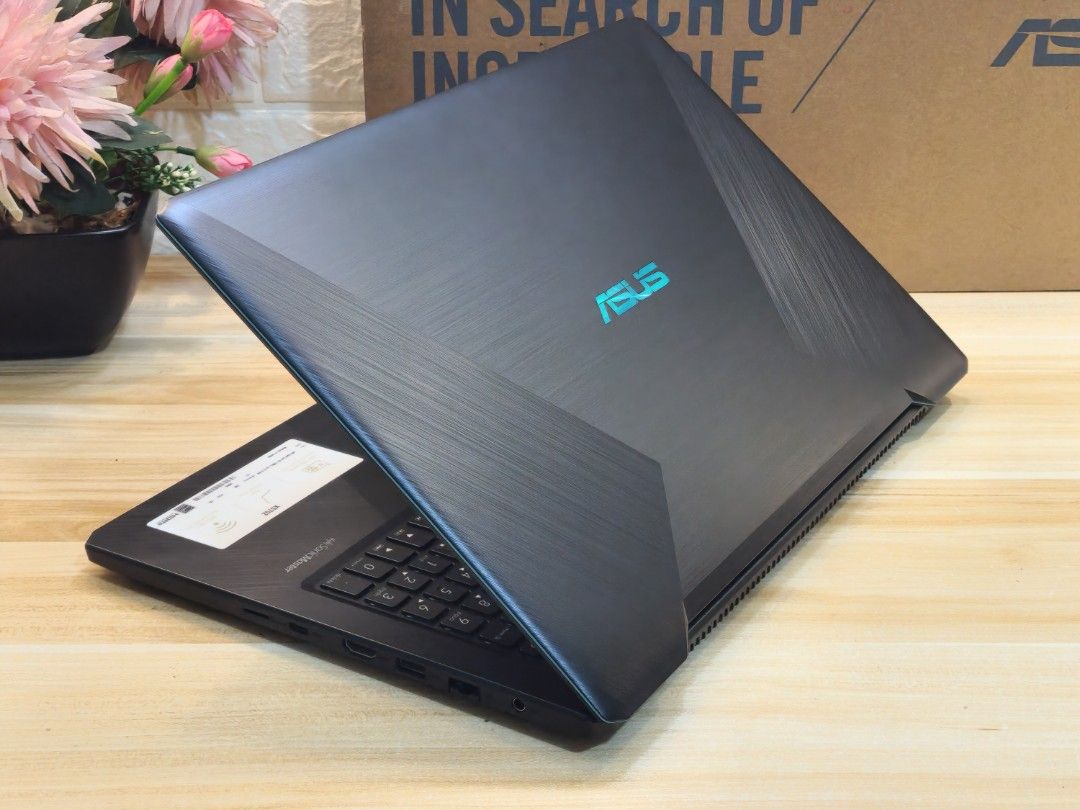 Asus VivoBook X570ZD Ryzen 5 2500U 8GB RAM 128SSD 1TB HDD GTX 1050 4GB ...